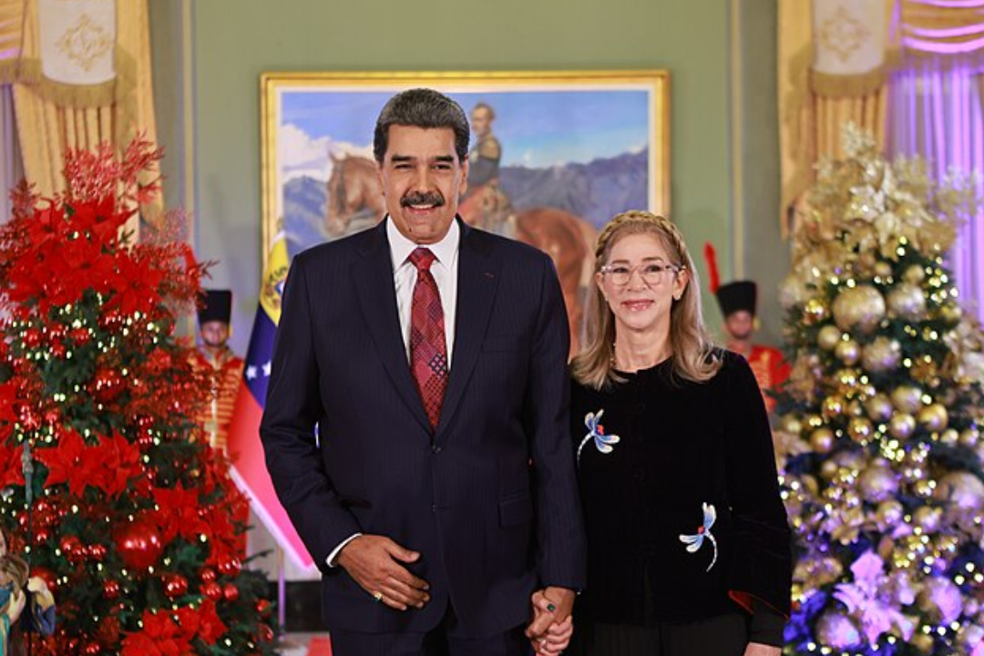 O que aconteceu com Nicolás Maduro e como fica o poder na Venezuela?